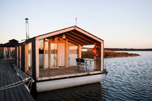 Contemporary Floating Homes Offering Unique Green Living in Waterfront ...