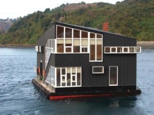 Contemporary Floating Homes Offering Unique Green Living in Waterfront ...