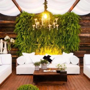 Vertical Green Designs Creating Spectacular Yard Decorations, 55 ...