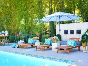 Modern Pool Seating Areas, 55 Outdoor Home Decorating Ideas