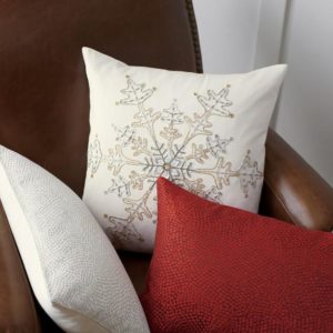 Decorative Pillows, 35 Cozy Winter Decorating Ideas to Get into ...