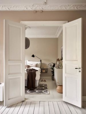 Warm Beige and White Room Decorating Ideas, Cozy Simplicity of ...