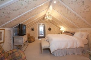 35 Attic Bedroom Ideas Turning Small Spaces into Romantic Retreats