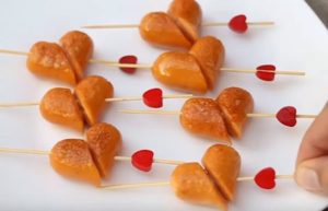 Romantic Food Design Ideas, Edible Decorations for Valentines Day Tables