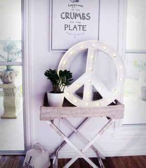 Peace Symbol Lamps, Meaningful Neon Lighting Ideas for Modern Interior ...