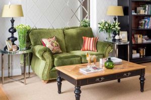 Spring Decorating with Feminine Vibe, No Fear of Floral Designs and ...