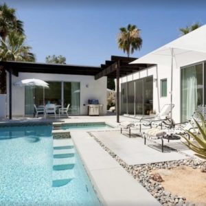 50 Yard Landscaping and Summer Decorating Ideas to Turn Your Pool Area ...