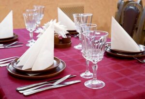 20 Individual Centerpiece Ideas, How to Fold Napkins into Creative ...