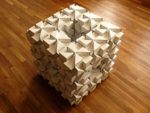 Geometric Trends in Decorating Rooms and Yards, 55 Fabulous Origami Designs