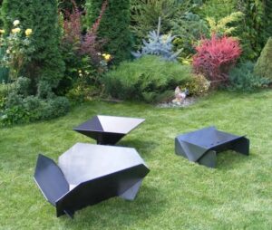Geometric Trends in Decorating Rooms and Yards, 55 Fabulous Origami Designs