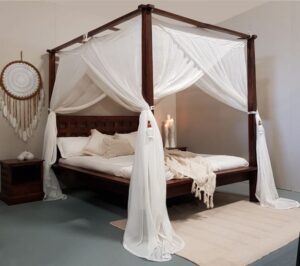 Four Post Beds Bring Castle Luxury into Modern Bedroom Designs