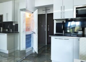 Ergonomic Fridge Placement and Kitchen Remodel Ideas, 55 Modern Kitchen ...