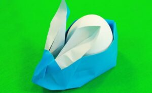 Easter Crafts and Unique Gifts, How to Fold Origami Bunnies