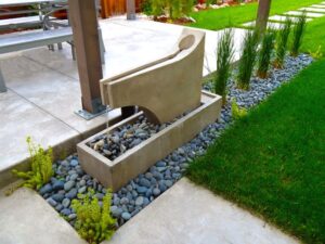 Yard Landscaping with Black Rocks, Popular Stone Types for Modern ...