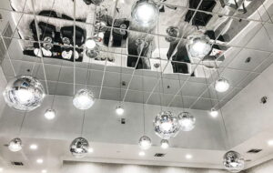 30 Mirror Ceiling Designs, Rethinking Modern Interior Design Ideas for ...