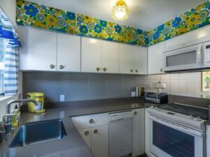 How to Mix Beautiful Wallpaper Patterns and Colors in Modern Wall Designs