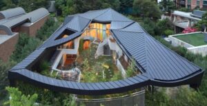 Extraordinary Contemporary Homes, 55 Innovative Architectural Designs
