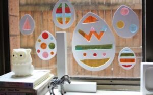55 Easter Ideas for Window Decorating, Colorful Spring Crafts, DIY ...
