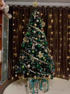 Green Christmas Colors, 50 Trendy Holiday Trees and Home Decorating Ideas