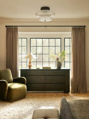 Impressive Modern Interior Design Ideas Mixing Colonial Vibe and ...