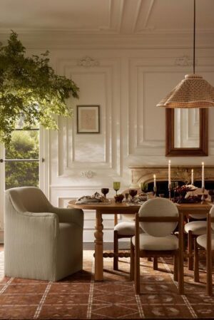 Impressive Modern Interior Design Ideas Mixing Colonial Vibe and ...