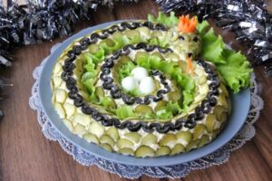 50 Creative Food Decoration Ideas, Snake Inspired Edible Decorations ...