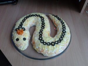 50 Creative Food Decoration Ideas, Snake Inspired Edible Decorations ...