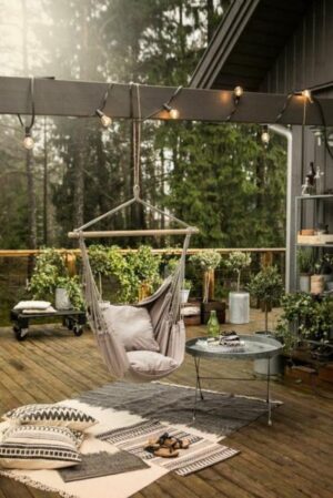 Modern Hanging Chairs Add Unique Vibe and Comfort to Outdoor Seating Areas