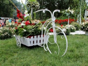 55 Wheel Inspired Home Decorating Ideas for Rooms and Yards, Recycled ...