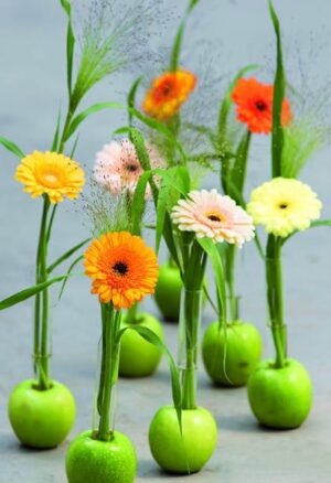 Delicious Apples in Edible Autumn Displays Brighten Creative Fall ...