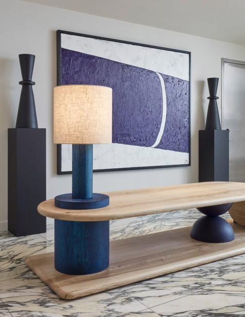 Modern Interior Design and Decor Spiced with Original Artworks and Bold ...